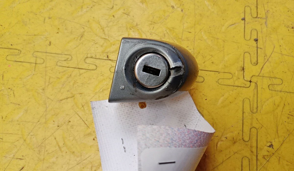 Ручка двери передней левой наружная 3-серия E90,91,92,93 BMW