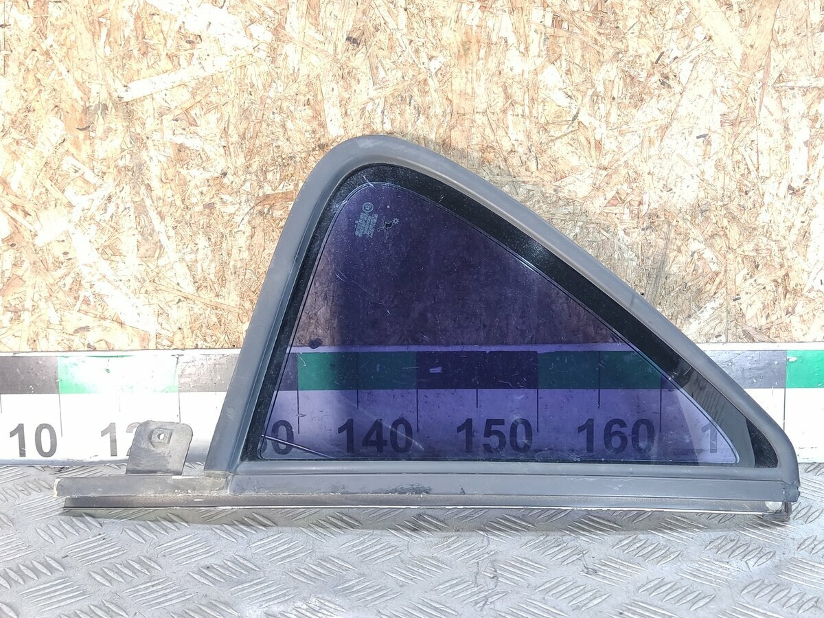 Стекло двери задней правой форточка SAAB 9-5 1998-2002 5182027