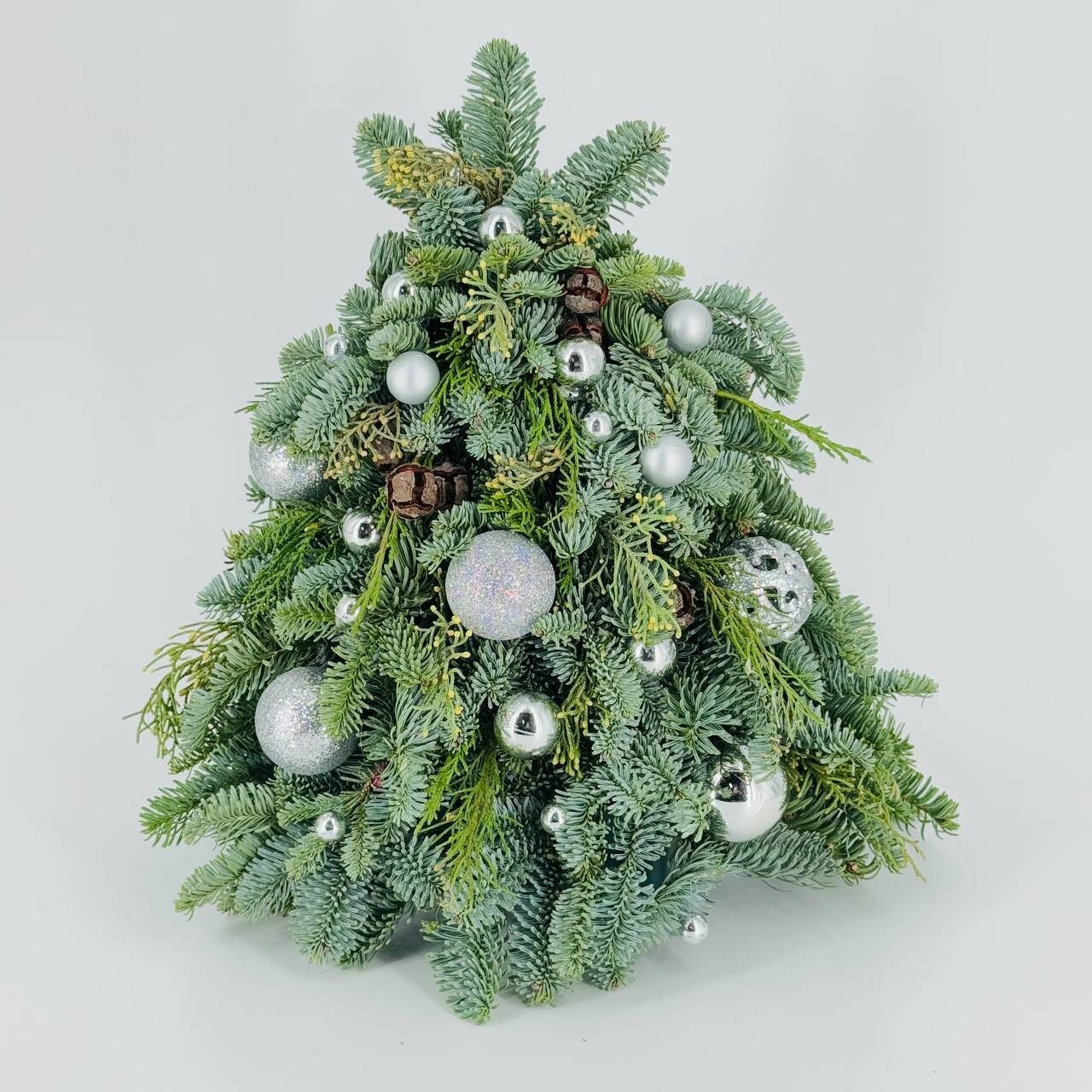 Живая ёлочка ручной работы 35 см из натурального нобилиса