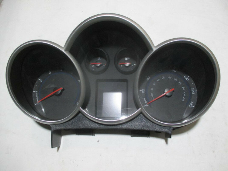 Щиток приборов 95990344 Шевроле Круз на 1,6 литра F16D4 с АКПП 0344U - L311