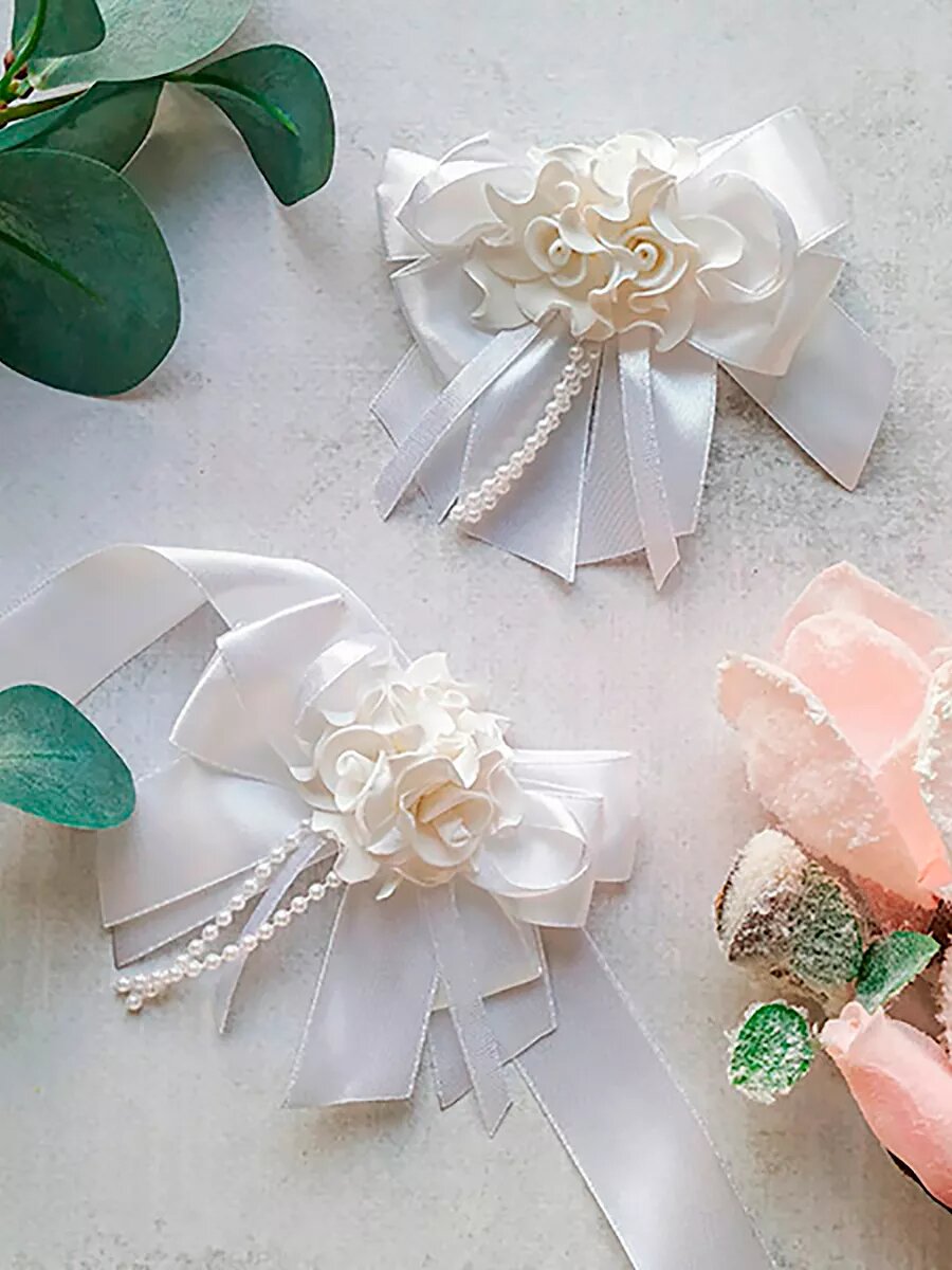 Набор: бутоньерка и браслет для жениха и невесты на руку и пиджак, комплект для свидетелей и гостей на свадьбу¶