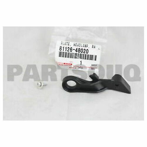 Планка под фару Toyota 8112648020
