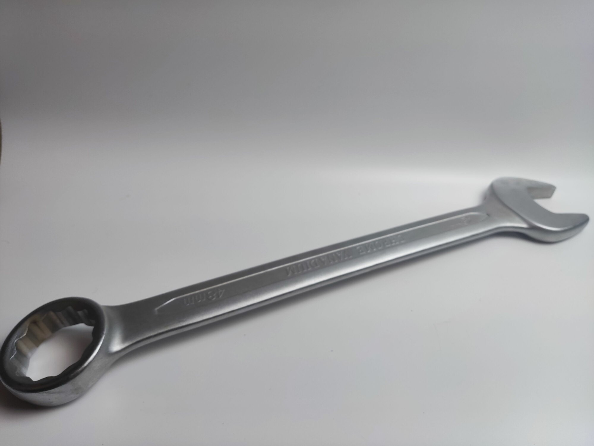 Ключ комбинированный 48мм AWT-ERS48