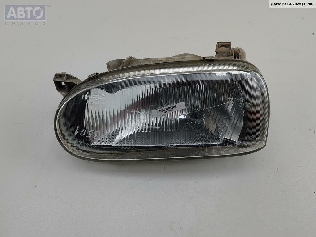 Фара левая Volkswagen Golf-3