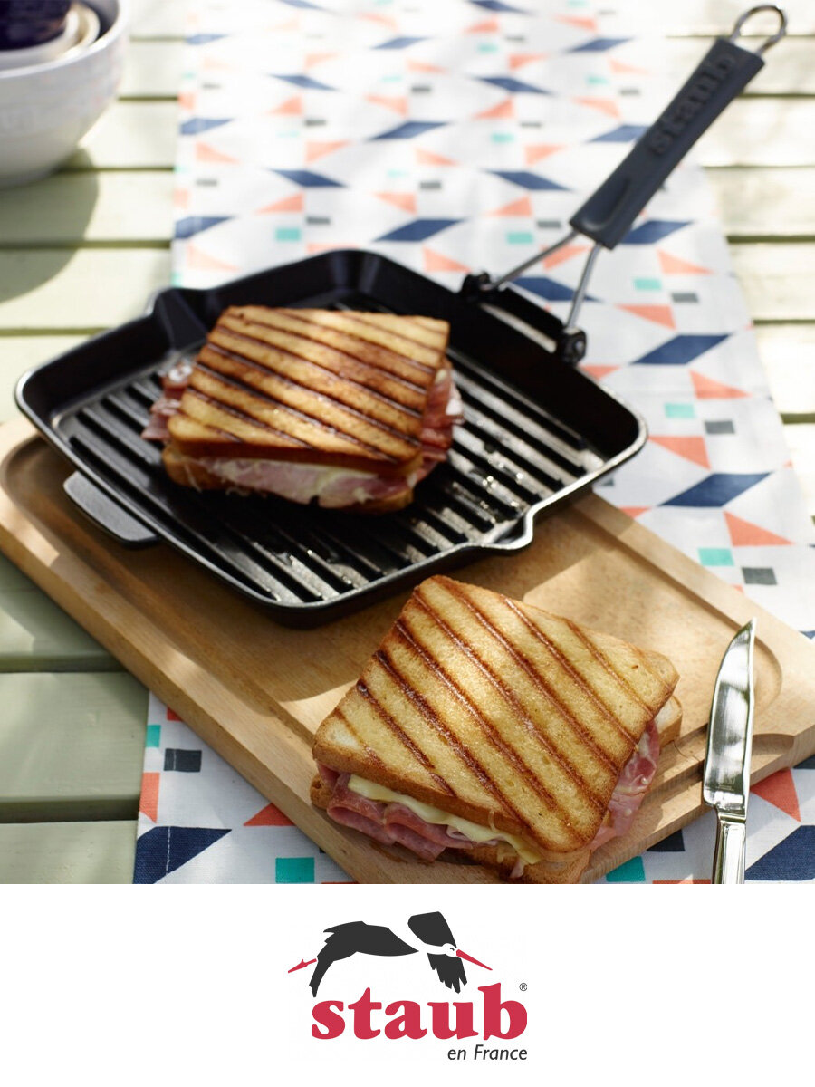 Сковорода-гриль чугунная Staub с силиконовой ручкой 24x24 см