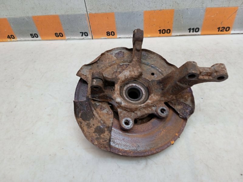 Б/У в сборе со ступицей, ступица Кулак поворотный Renault Logan 2007 1 Лев. 395935 RENAULT арт. 6001548864