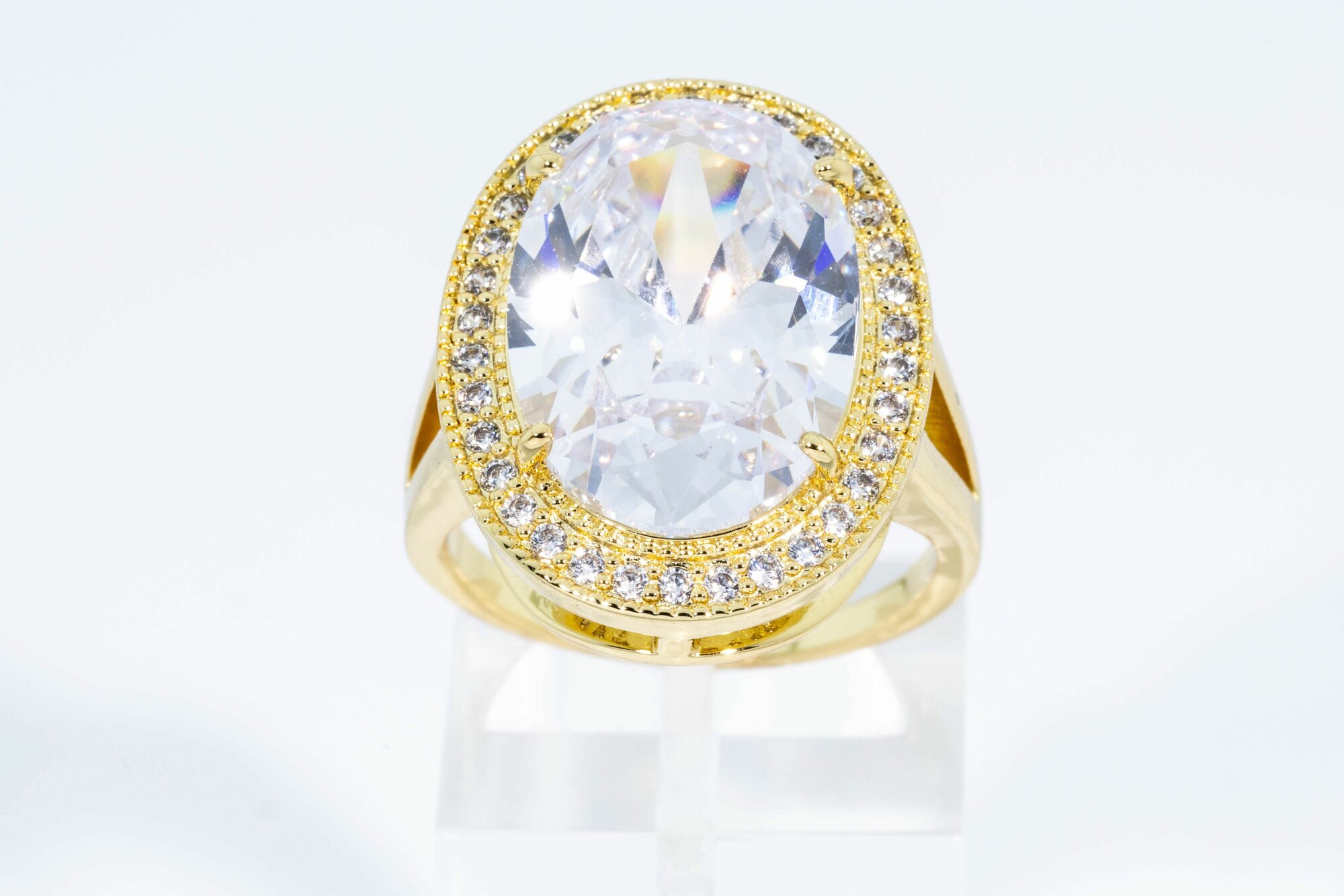 Кольцо, фианит, искусственный камень