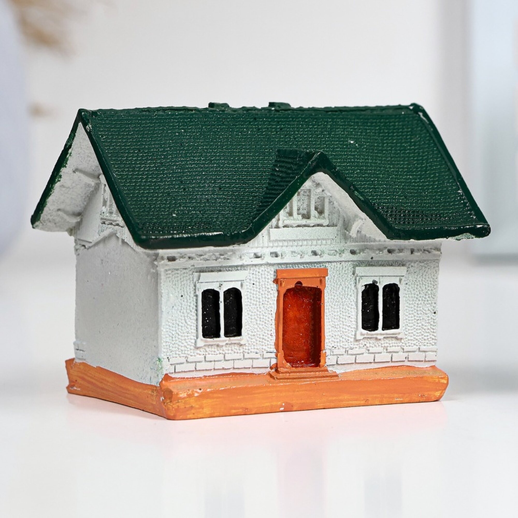 Фигурка полистоун «Домик», 7×8.5×6 см