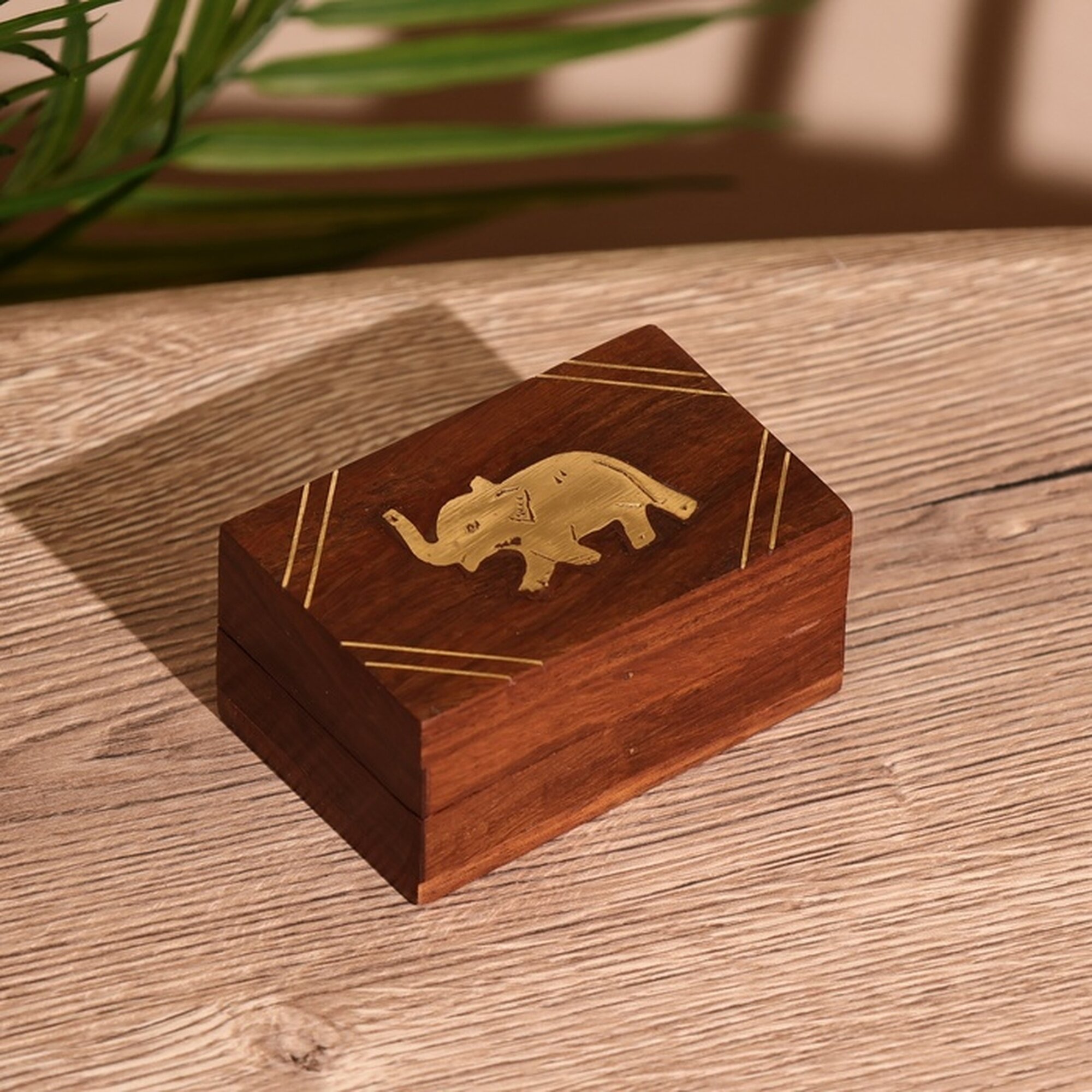 Шкатулка Сима-ленд "Слоник", дерево, металл, 7,5 x 5 x 3,3 см