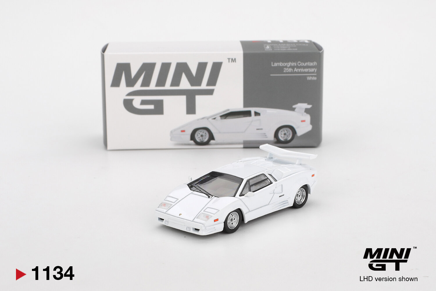 Коллекционная машинка MINI GT 1:64 Lamborghini Countach 25th Anniversary White