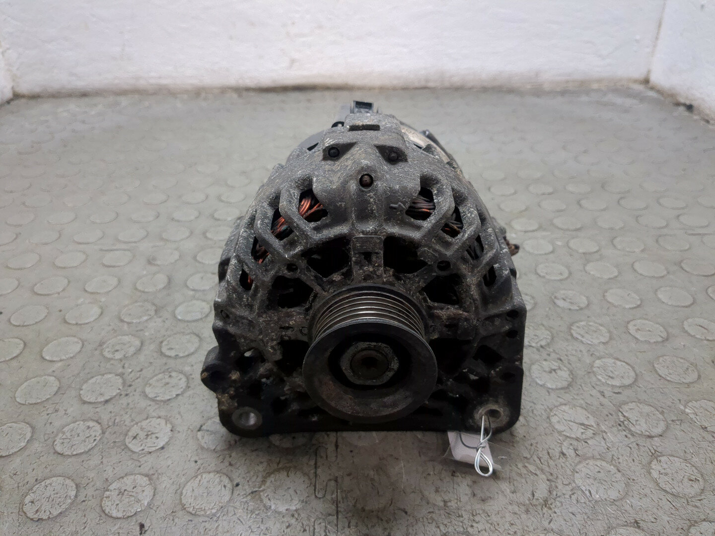 Генератор Seat Ibiza 3 Б/У