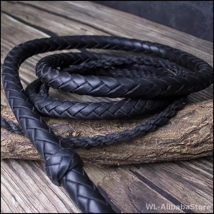 Бестселлер, кожаный кнут