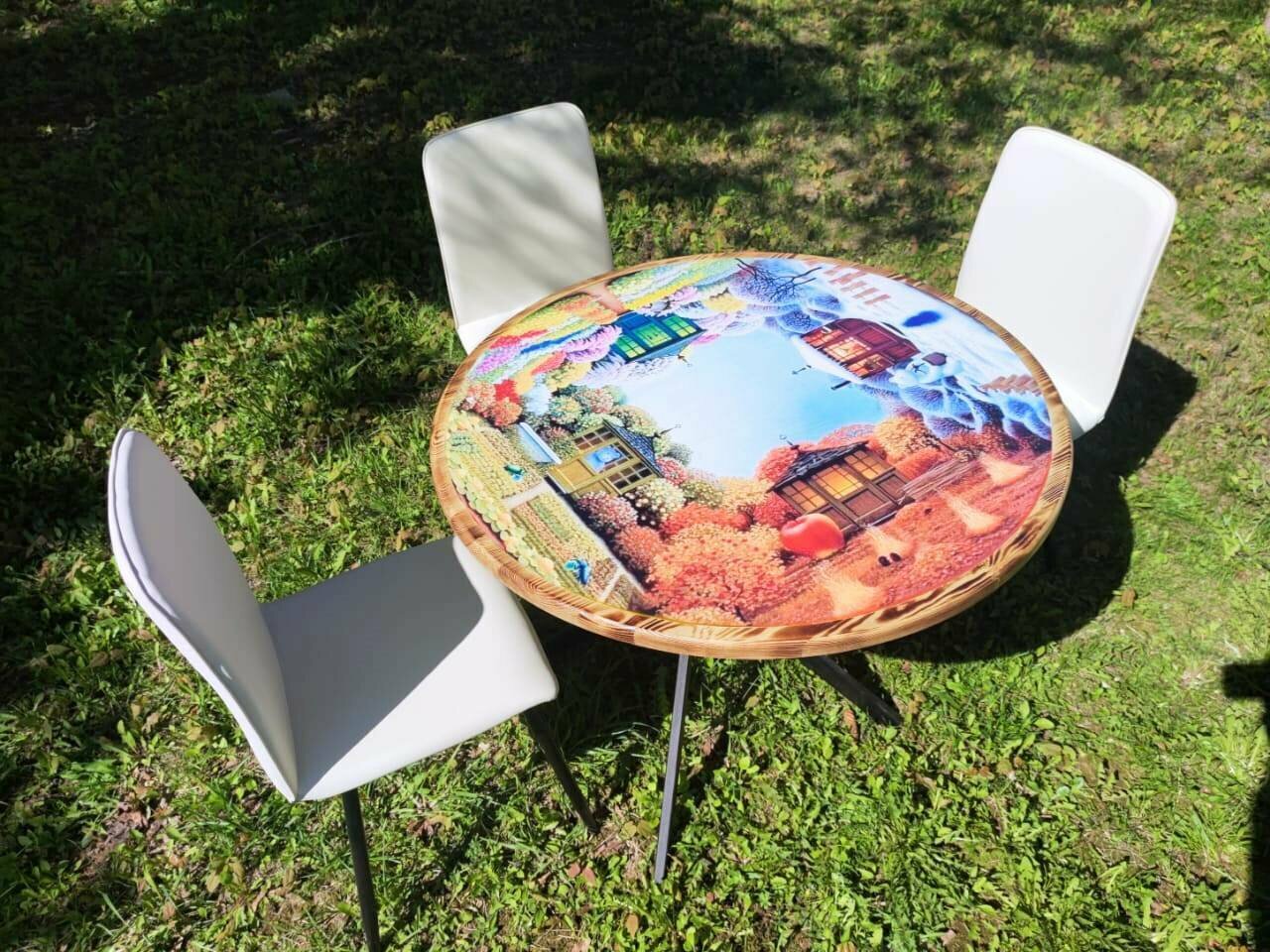 Круглый обеденный 100х100 стол из натурального дерева с рисунком