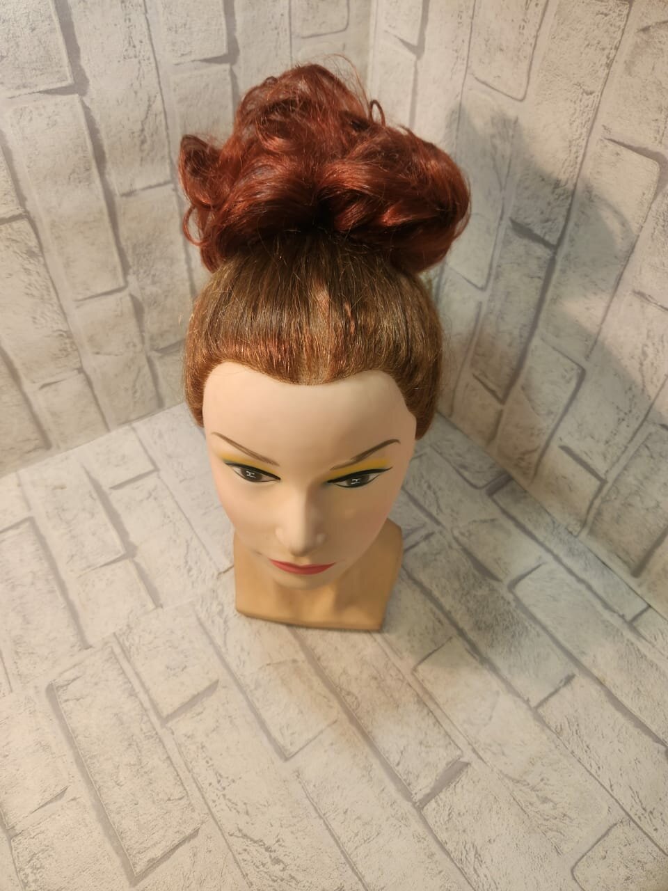 Шиньон на крабе, имеет кудрявые волосы, сделаны из премиальных материалов, искусственные волосы, цвет Темно рыжий
