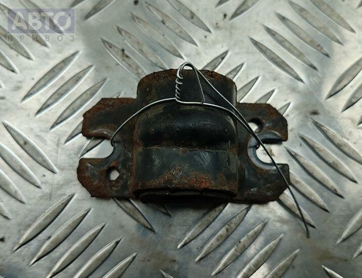 Крепление втулки стабилизатора переднего Opel Astra G (1998-2004)