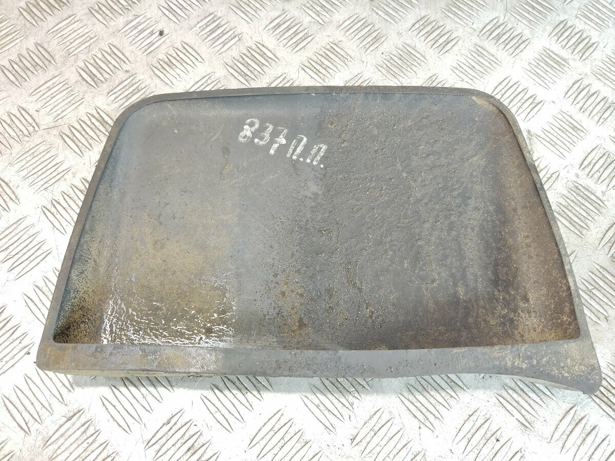 Брызговик правый передний UAZ Patriot 316300840432100