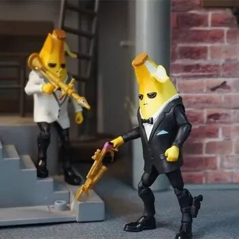 Экшн-фигурка Banana Man из игры Fortnite/Фортнайт, подарочное статуэточное оружие (13 см, упаковка)
