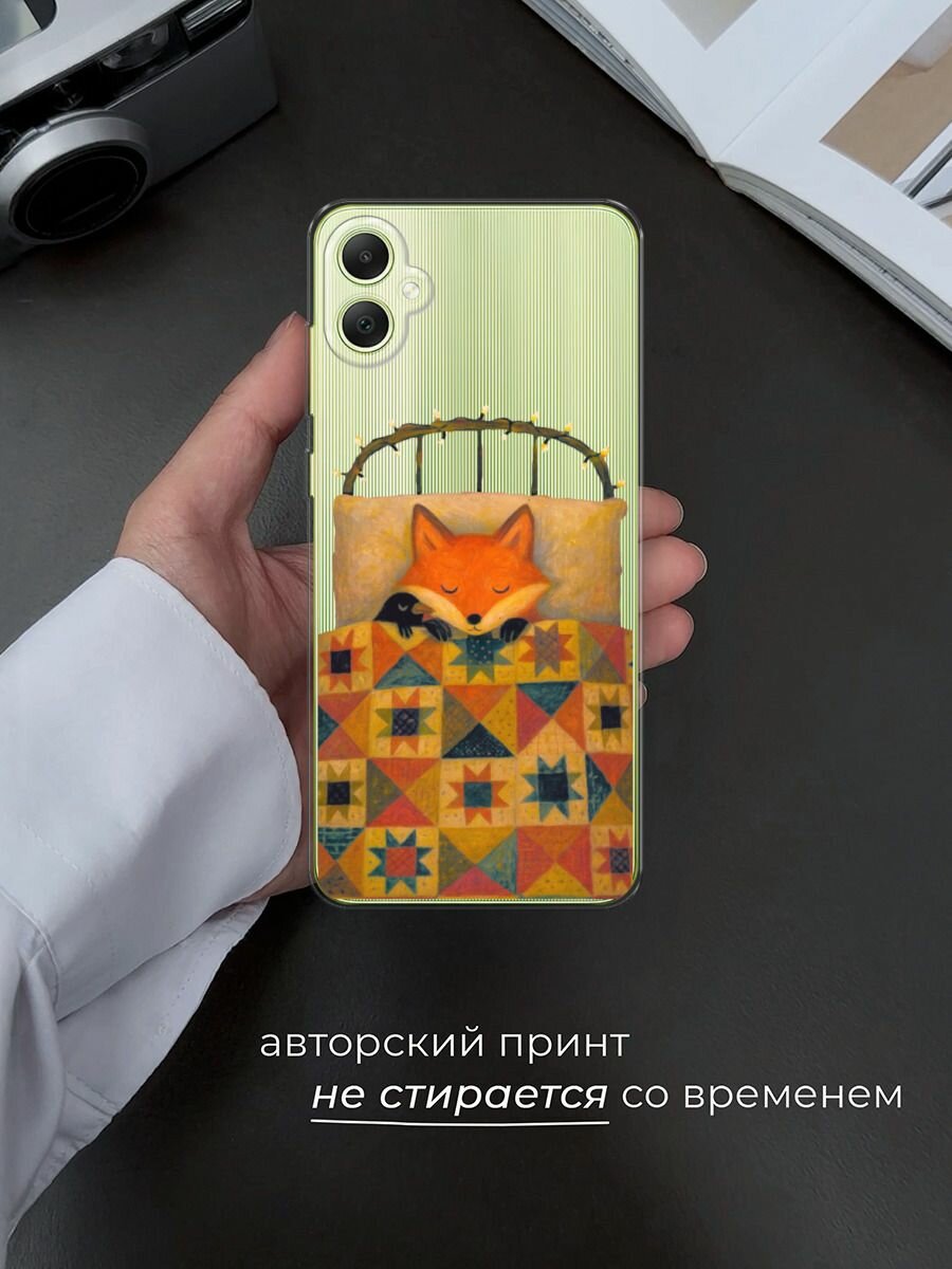 Чехол на Samsung Galaxy A05 / Самсунг Галакси A05 с принтом "Лисичка спит", прозрачный — фото 1