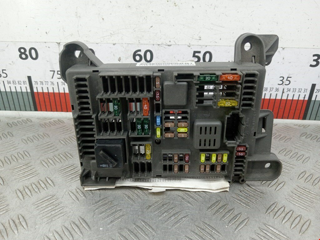 Блок предохранителей BMW X5 (E70) 61146931687 арт. 2265735