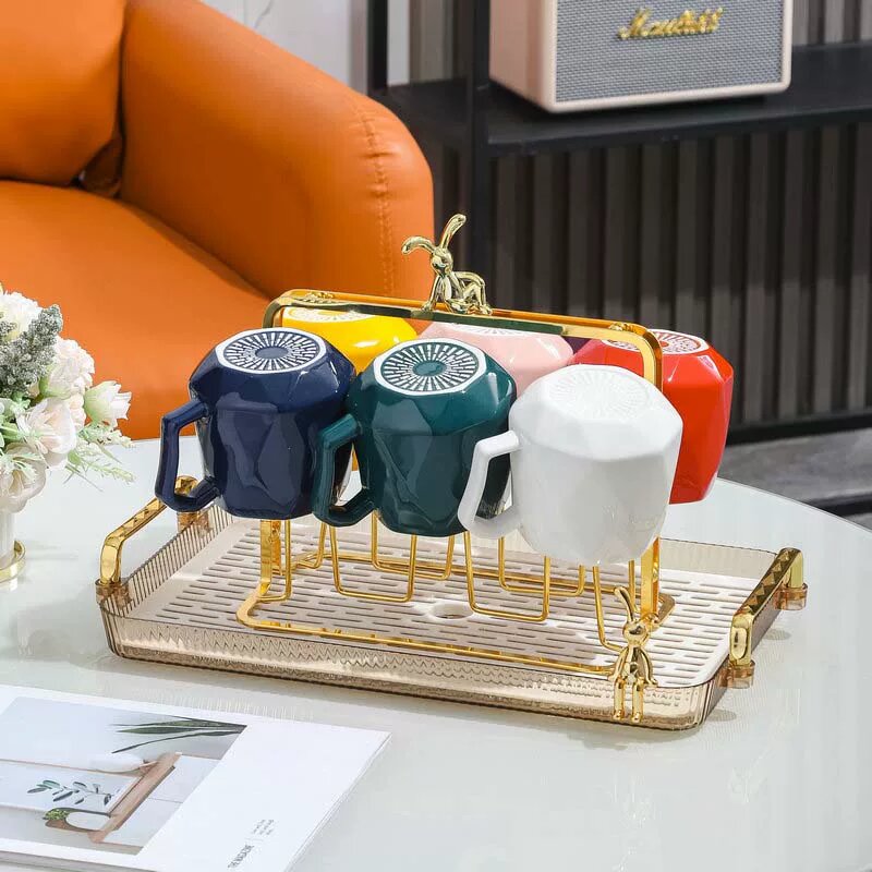 Комплект керамических чашек с янтарным подносом и подставкой в виде кролика - 6 штук, разные цвета