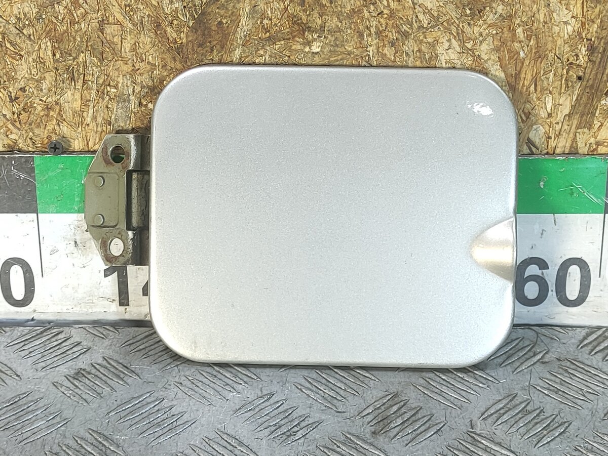 Лючок бензобака UAZ Patriot 316006541301000