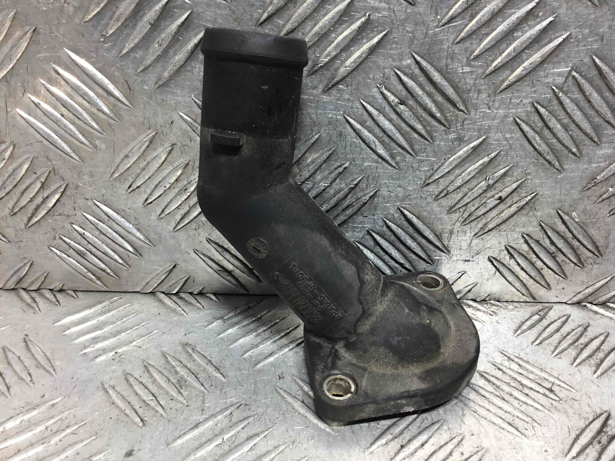 Б/У Корпус термостата Volkswagen Golf 4 поколение (1997-2004) 2000 г.