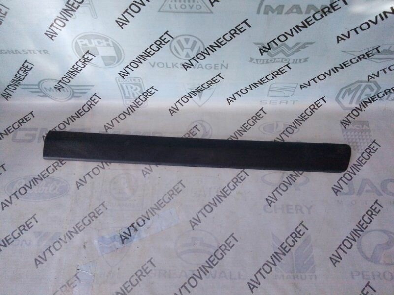 Молдинг двери передний правый Лада Ларгус 1 Б/У с пробегом