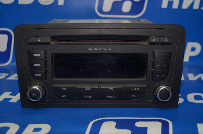 Магнитола Audi A3 8P 1.4 (CAX) 8P0035152E