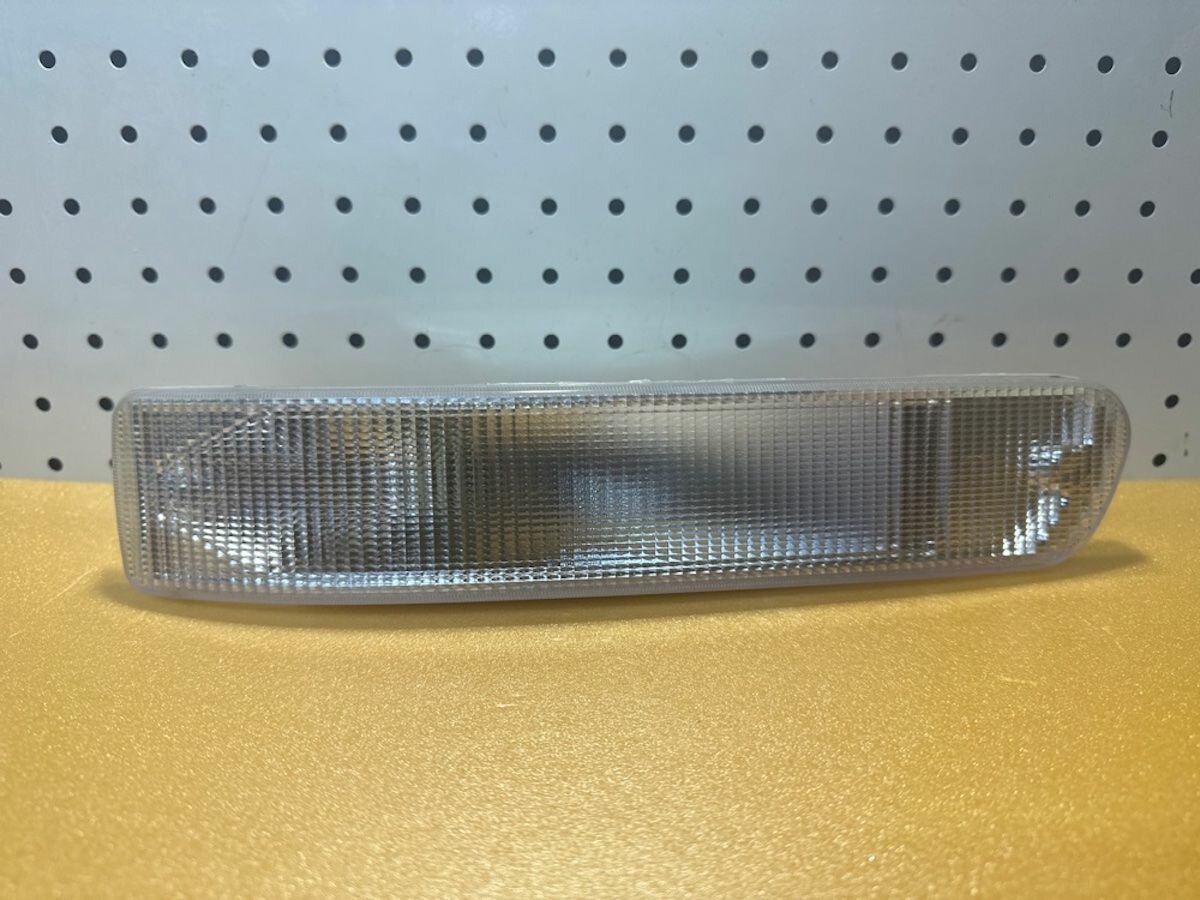 Фонарь указателя поворота левый ивеко стралис (IVECO STRALIS)