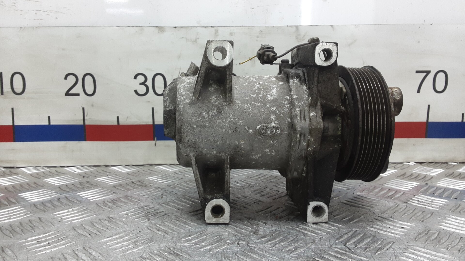 Компрессор кондиционера дизельный NISSAN NAVARA D40, Номер 92600EB70A