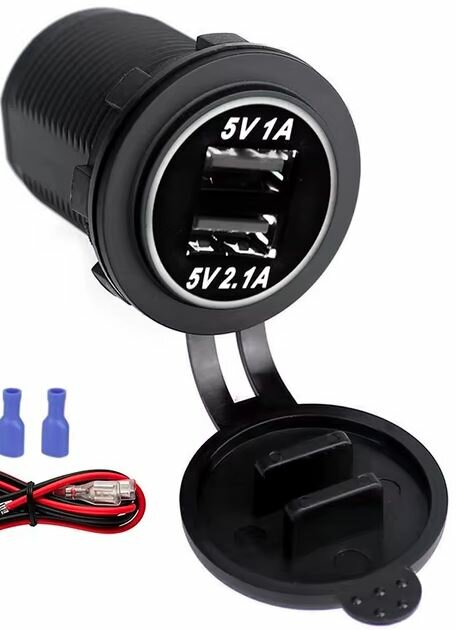 Розетка встраиваемая 12-24 В с двумя USB-портами, 5 В, 1А и 2,1 А, в автомобиль для зарядки гаджетов.