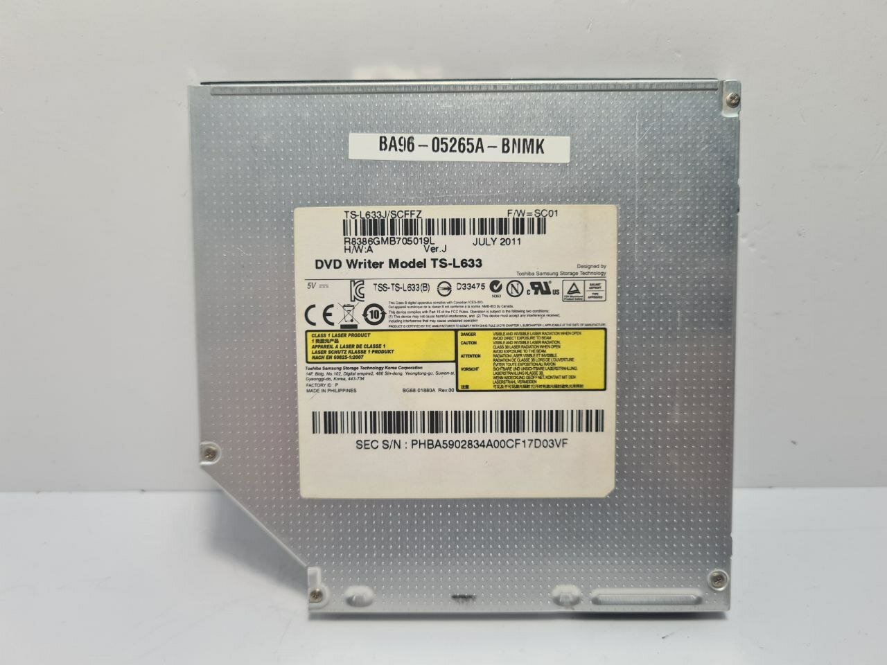 DVD привод Model: TS-L633 SATA