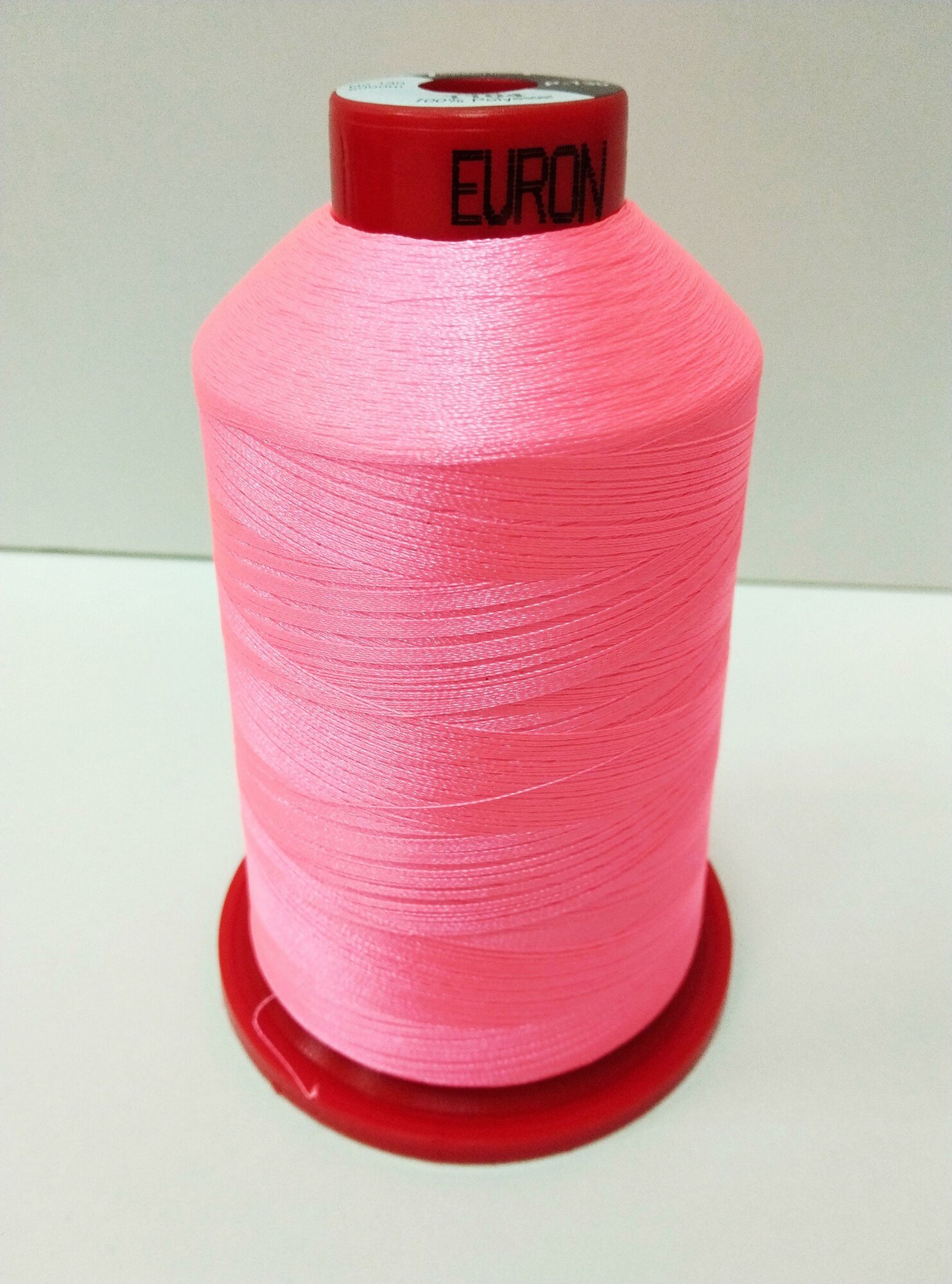 Нитки вышивальные Euron Р-130 №130 5000м, полиэстер, Цвет-1104 розовый