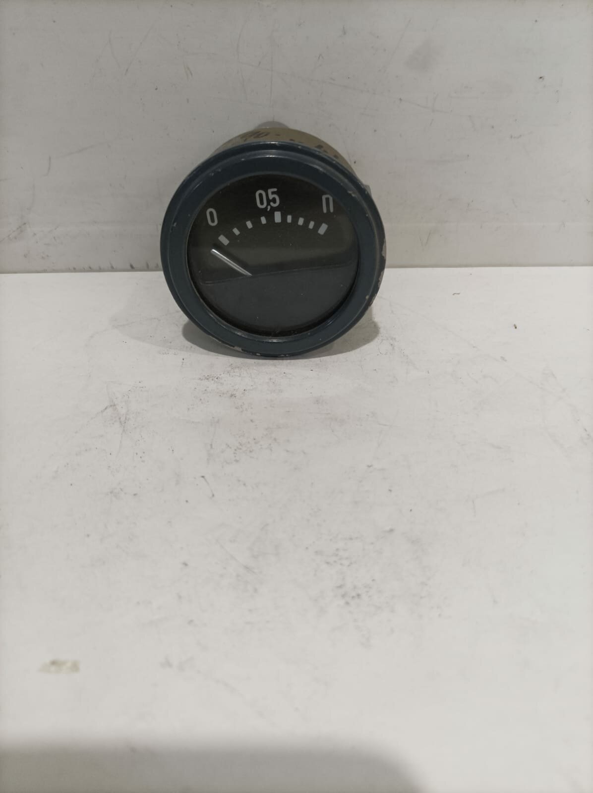 Указатель топлива ГАЗ-3307, УАЗ, ЗИЛ 12В нового образца