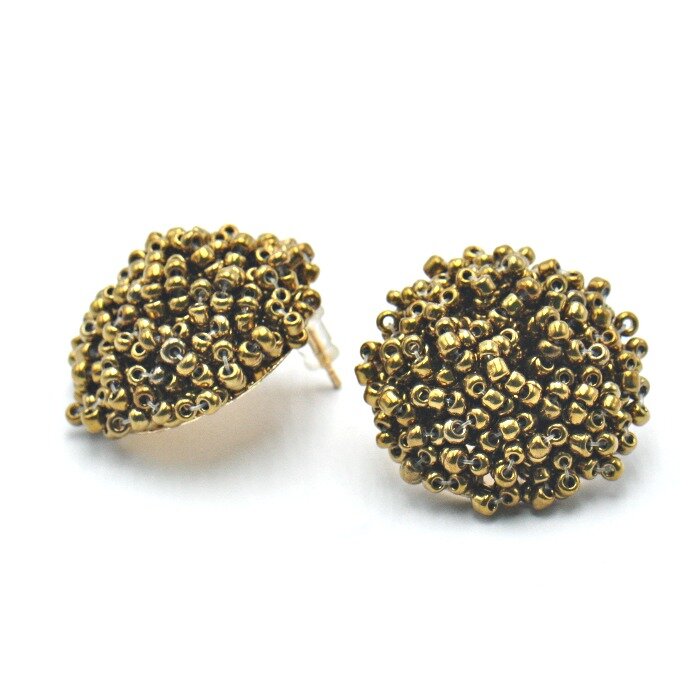 Серьги пусеты, бижутерный сплав, бисер