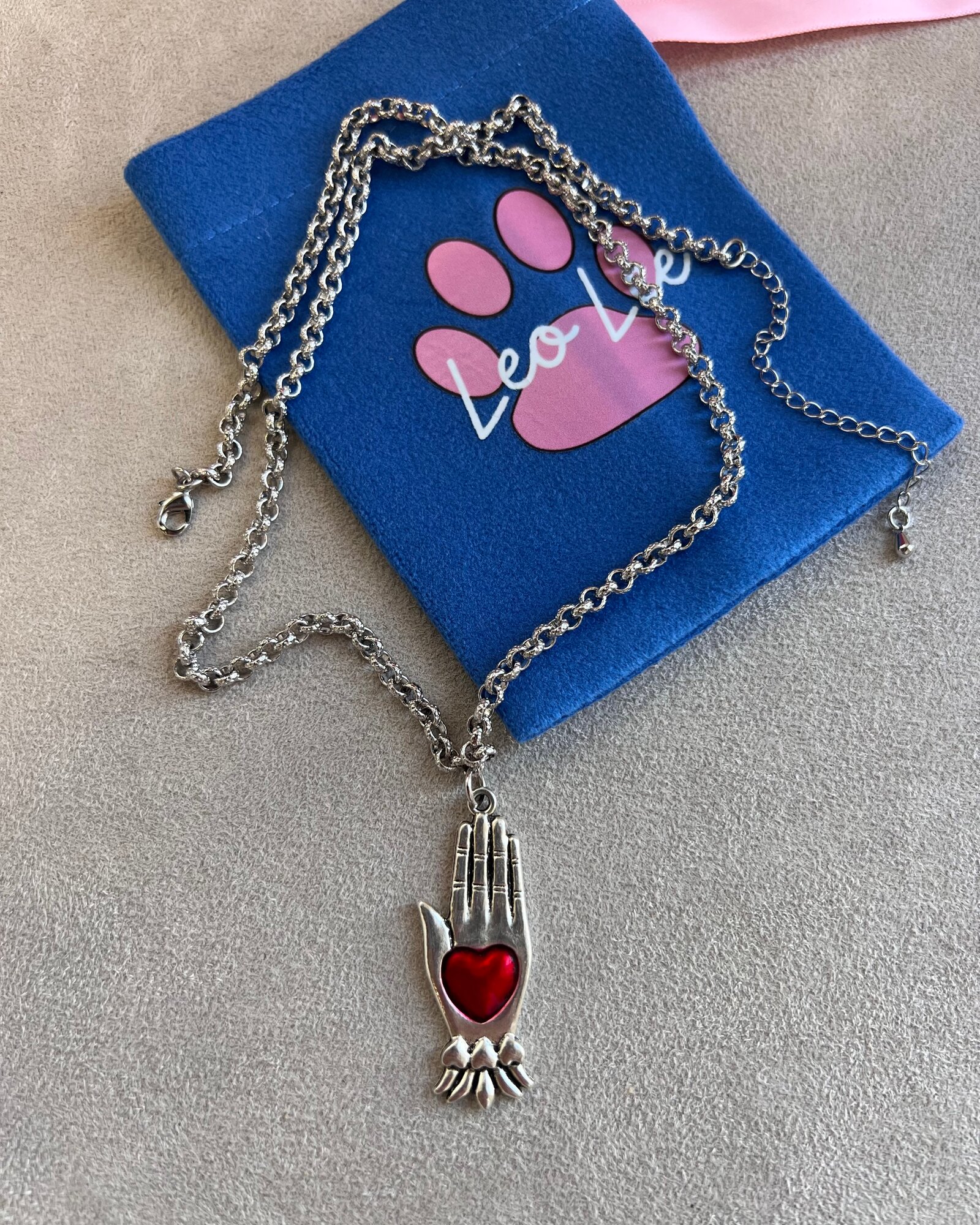 Колье, кристалл