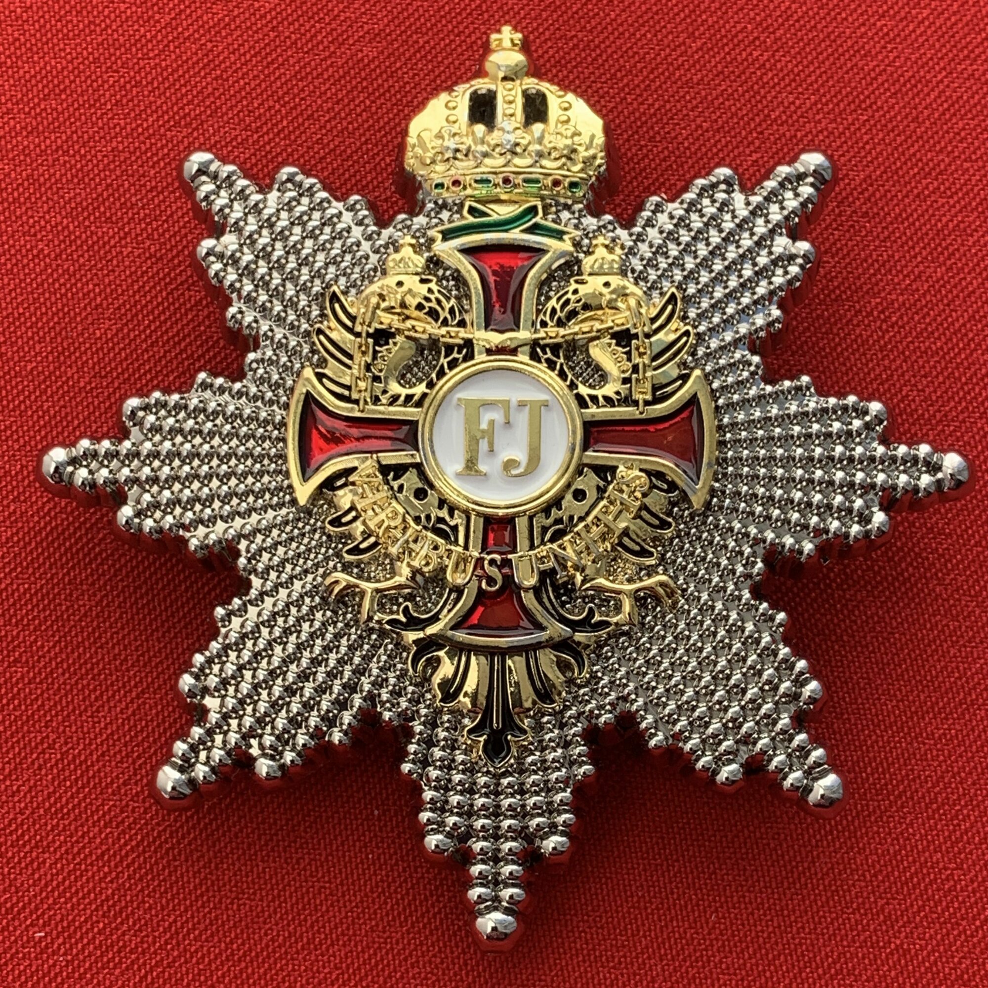 Звезда ордена Франца Иосифа, муляж иностранной награды. Размер 60х60 мм.