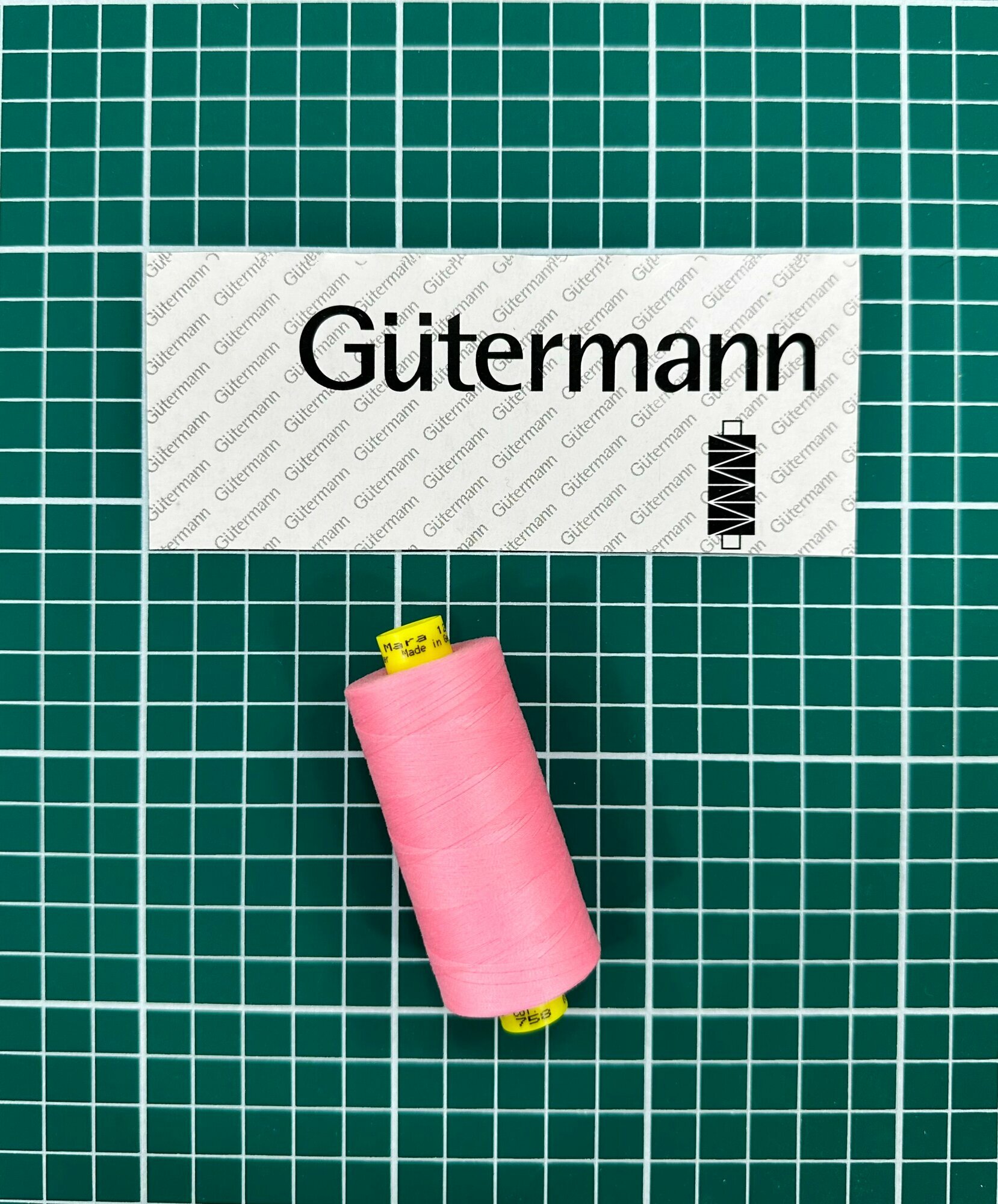 Gutermann Mara 120; col: 758 (1000 м) Нитки для шитья