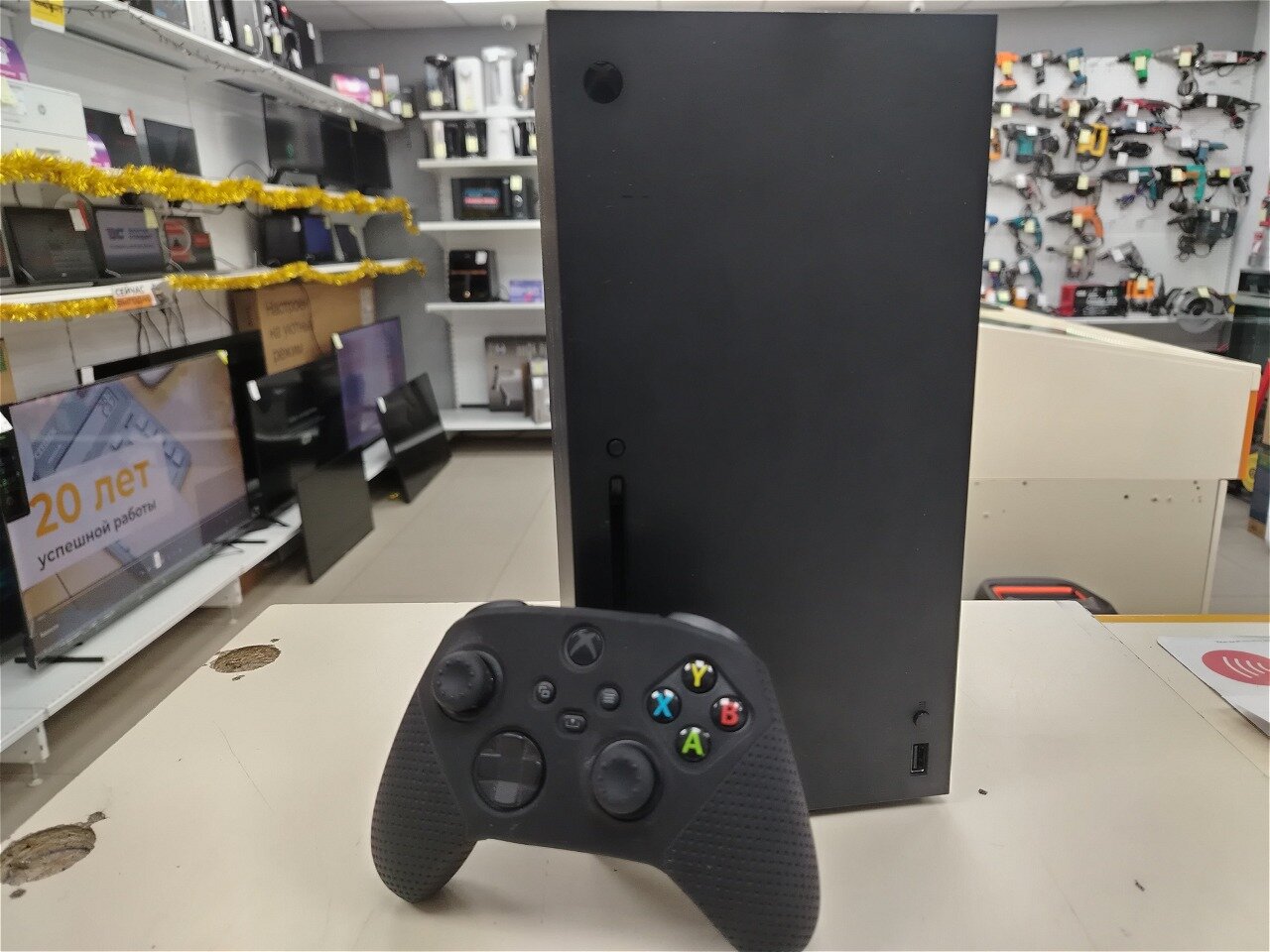 Игровая приставка Microsoft Xbox Series X Black, 1TB SSD, 4K, Bluetooth, Б/У, Уценка