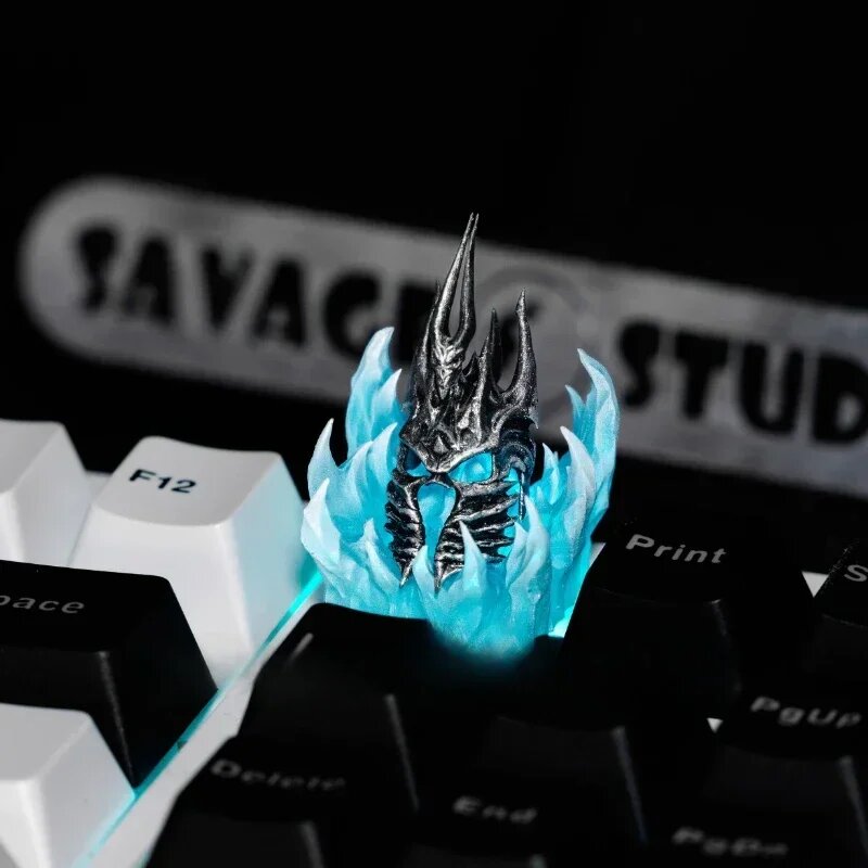 Artisan Keycaps World of Warcraft Frostmourne, цвет: Helmet keycap