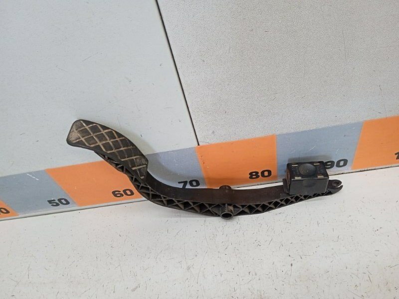 Б/У Шкода Октавия А4, Тур, Tour Педаль газа Skoda Octavia 2003 A4, 1U5 238993 VAG арт. 1J1721511C