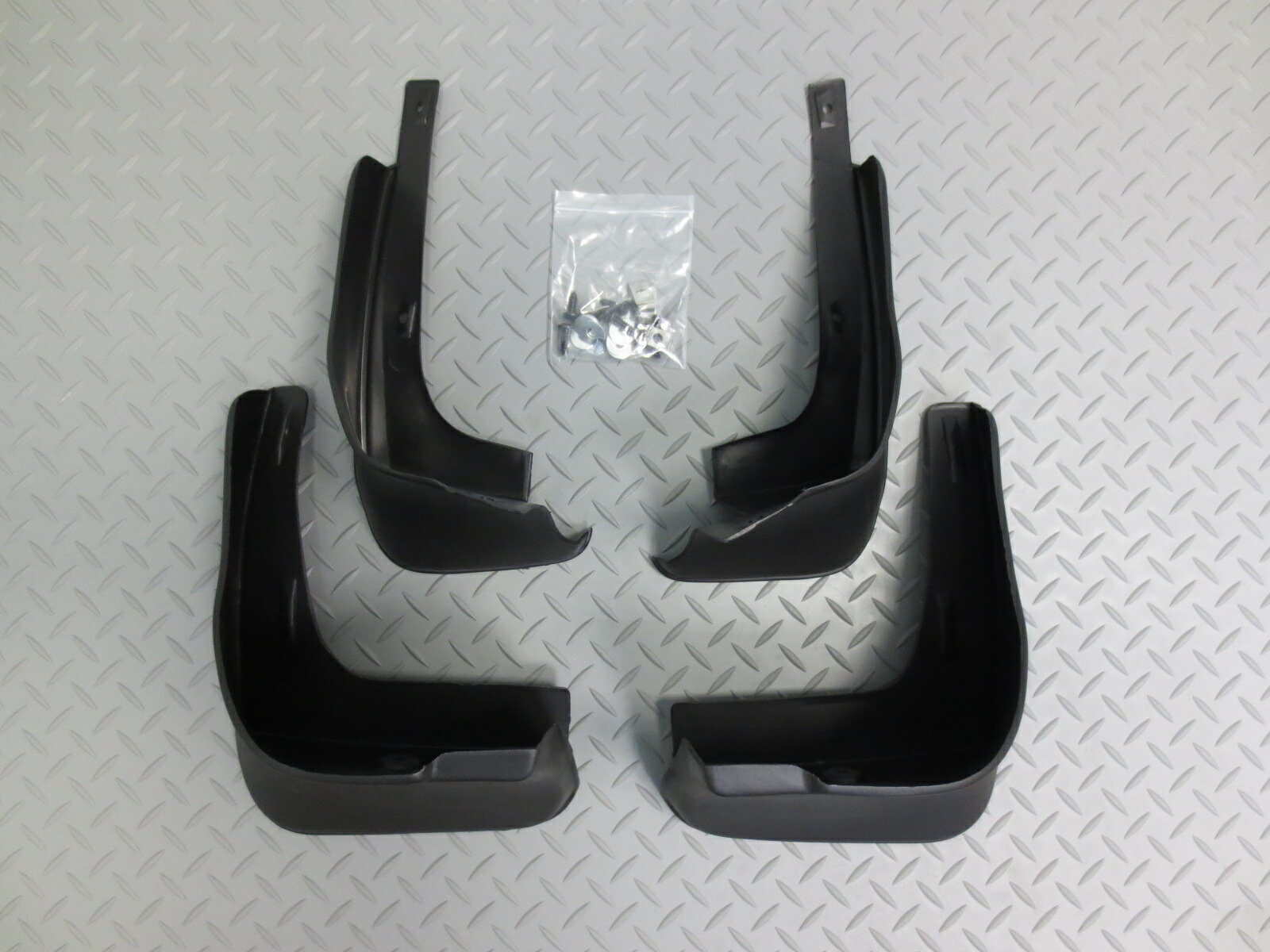 Брызговики Toyota Corolla 2006-2013