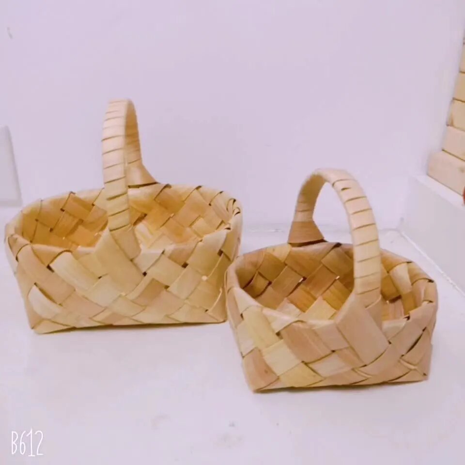 Берестяная корзинка с ручкой для сбора грибов, трав, ягод, для подарка. Лукошко плетёное из бересты малое, корзина деревенская для фотосессии