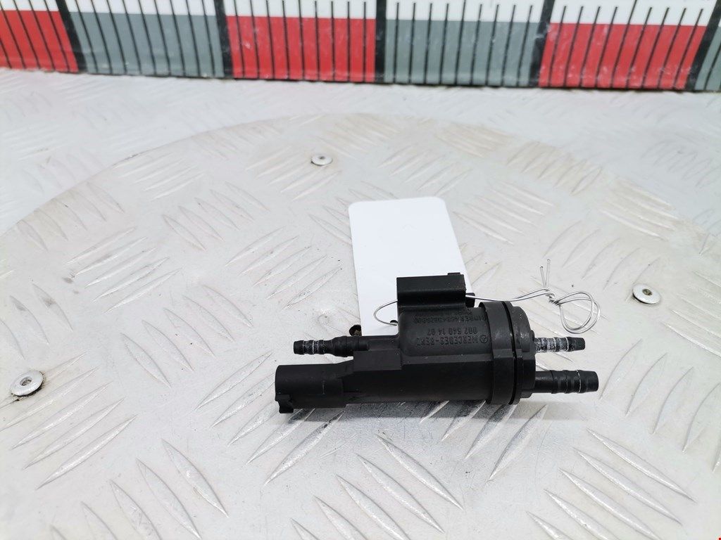 Клапан воздушный / 1682736 48B43625C02 A0005003201 для Mercedes S-Class (W220) (с пробегом)