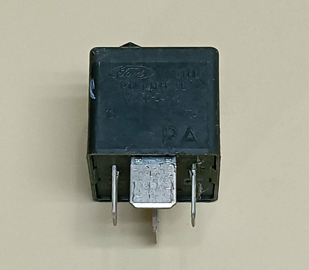 Реле Ford Escort 5 (98 г. ) 1.4