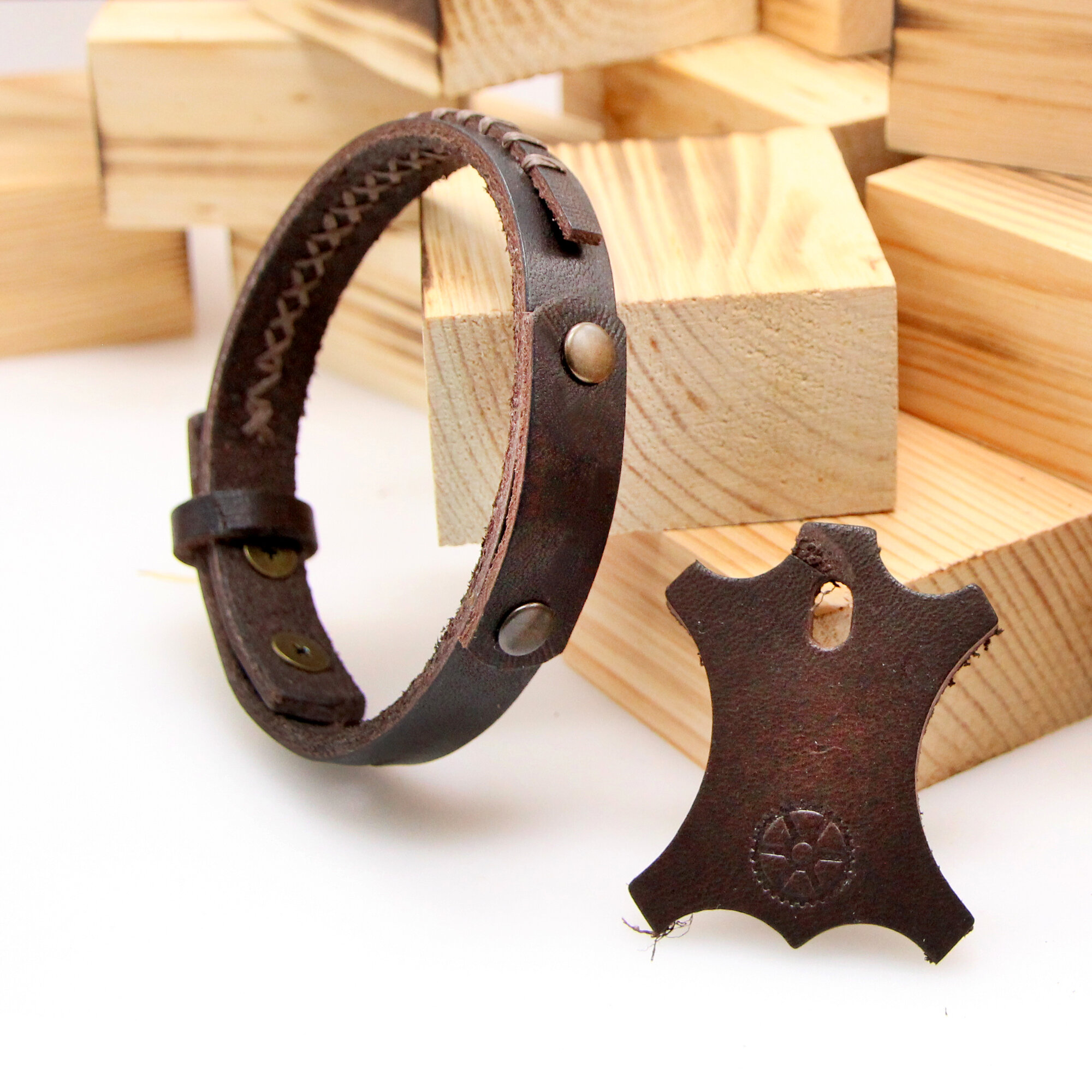 Браслет, кожа