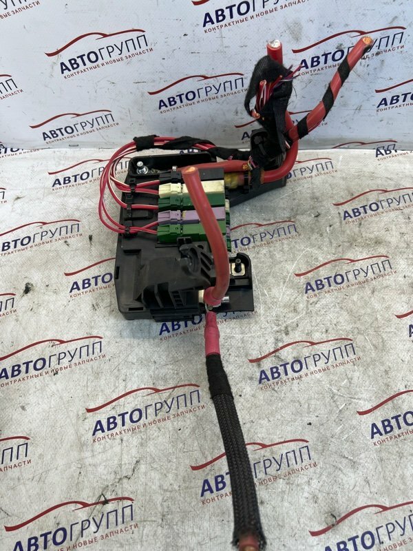 блок предохранителей MB GL450 X166 A1665402950