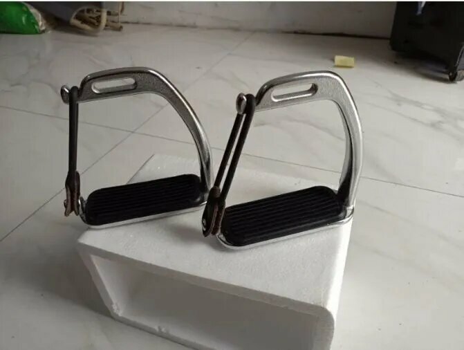 Стремена 12cm TC