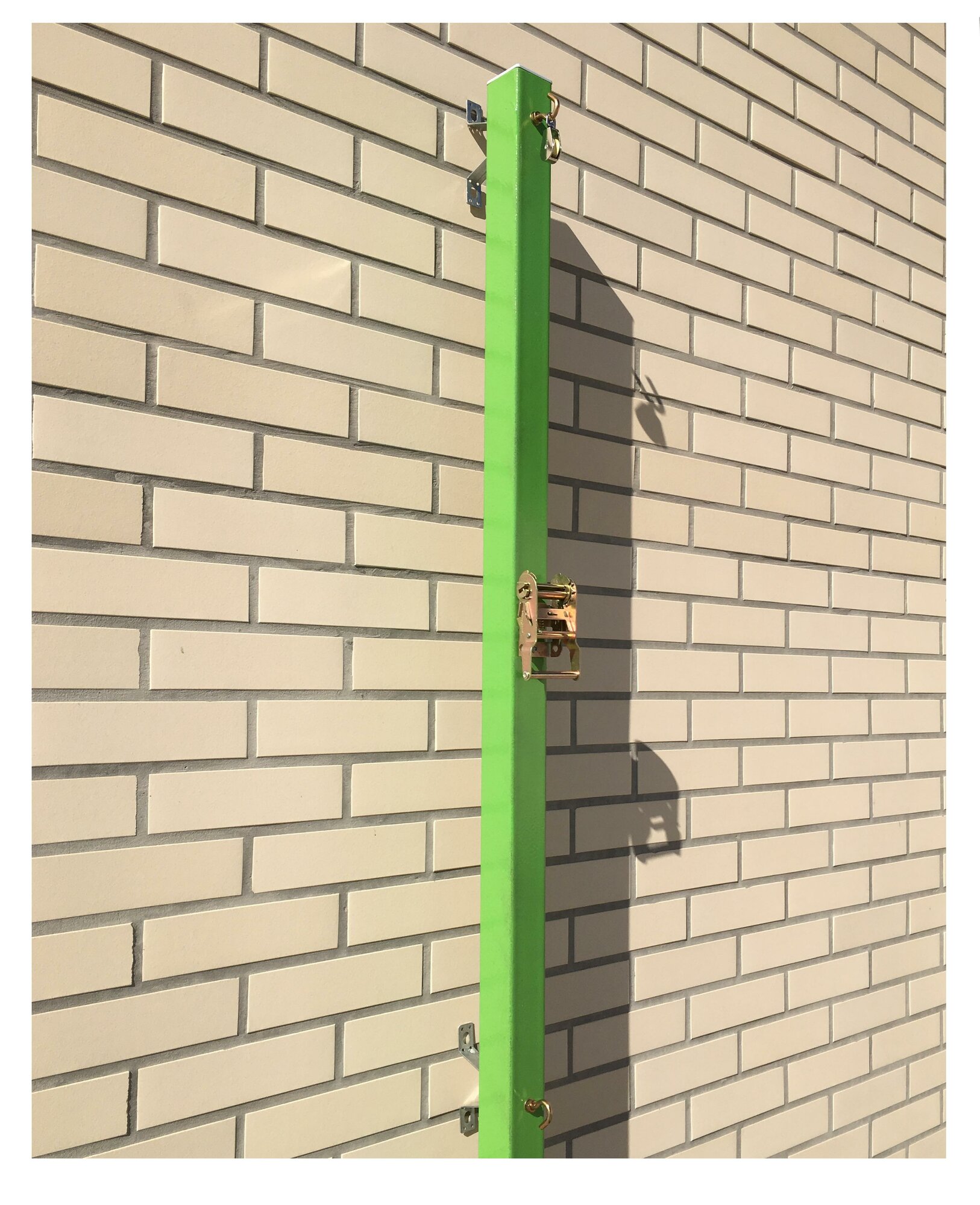 Стойки для большого тенниса TROSET 002 пристенные с механизмом натяжения для крепления к вертикальной поверхности