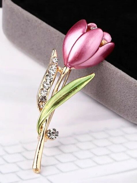 Брошь, стразы